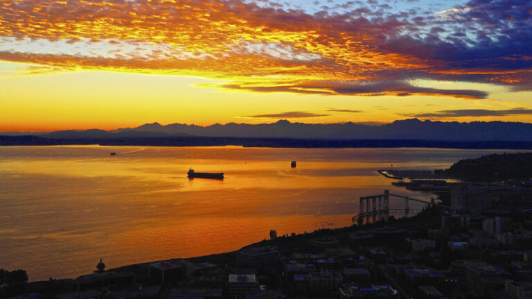 12 Spectacular Views You'll Only See in Seattle - Visit Seattle