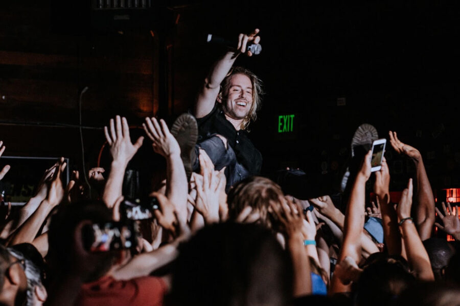 Take a Seattle Grunge Tour - Visit Seattle