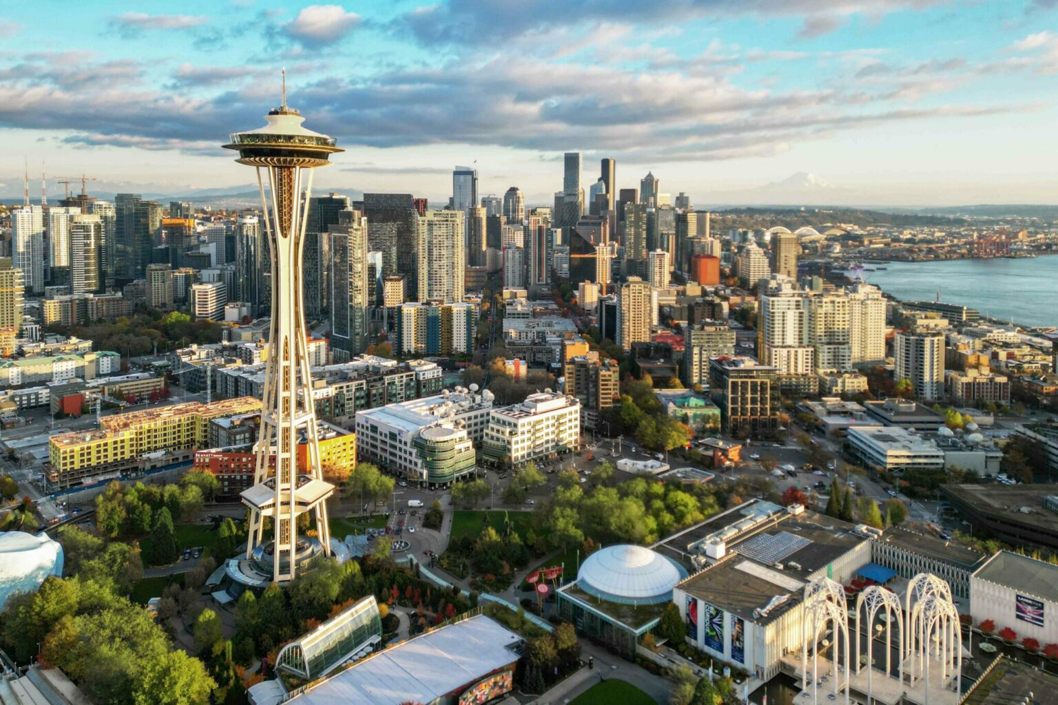 SCC Facts & Services - Visit Seattle