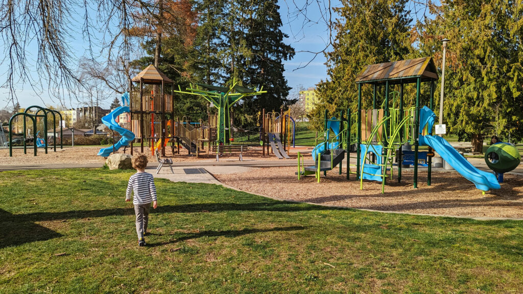 Play Break: Top 10 Transit-Accessible Seattle Playgrounds - Visit Seattle